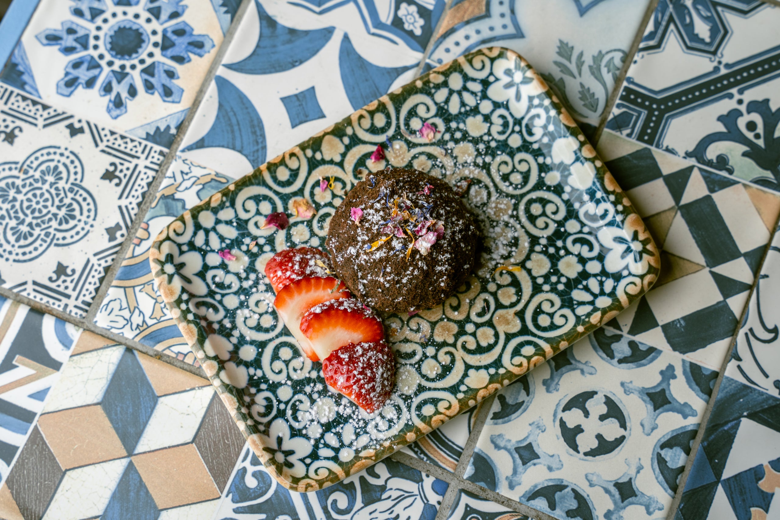 Mexican Chilli Chocolate Bomb | Hecho en Mexico